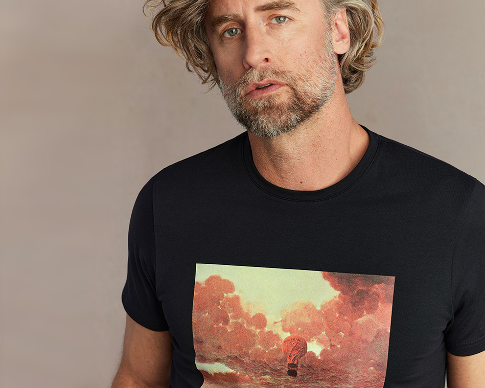 Praktyczne t-shirty męskie, kolorowe koszulki z nadrukami | BYTOM